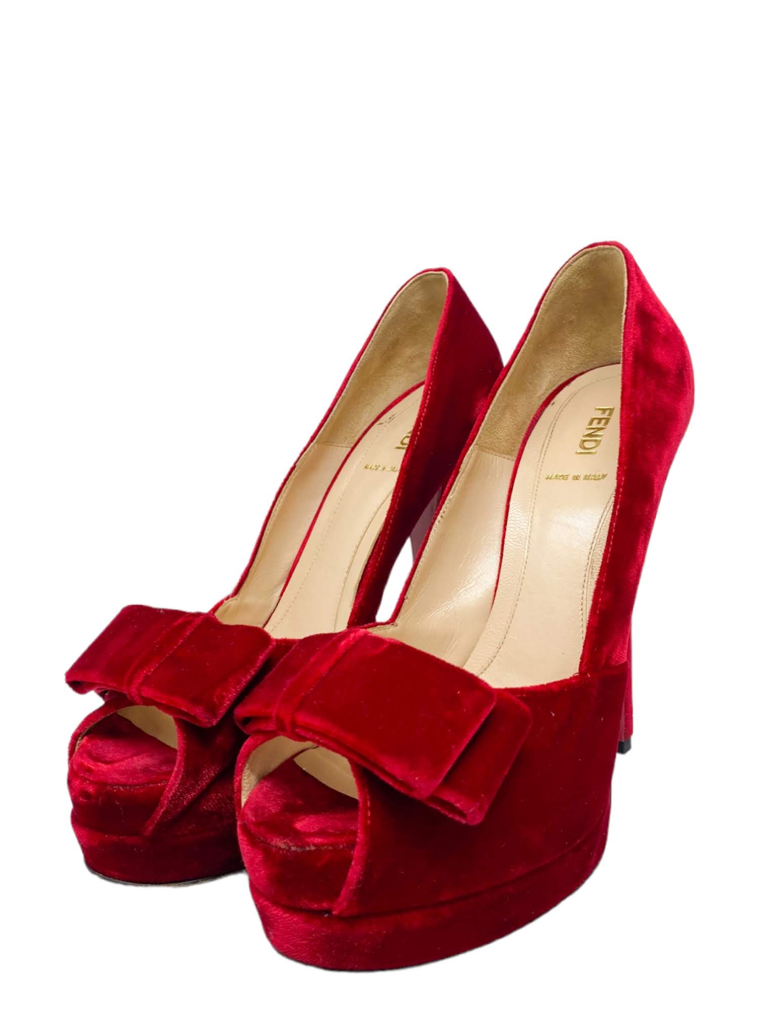 Tacones Rojos– BRONCEALANA