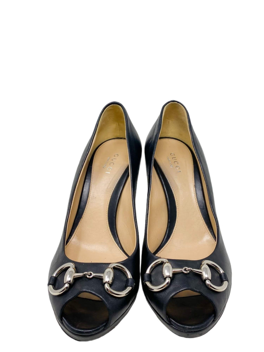 Tacones Negros– BRONCEALANA