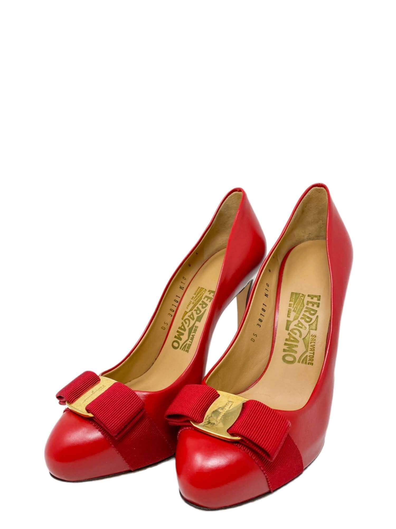 Tacones Rojos– BRONCEALANA